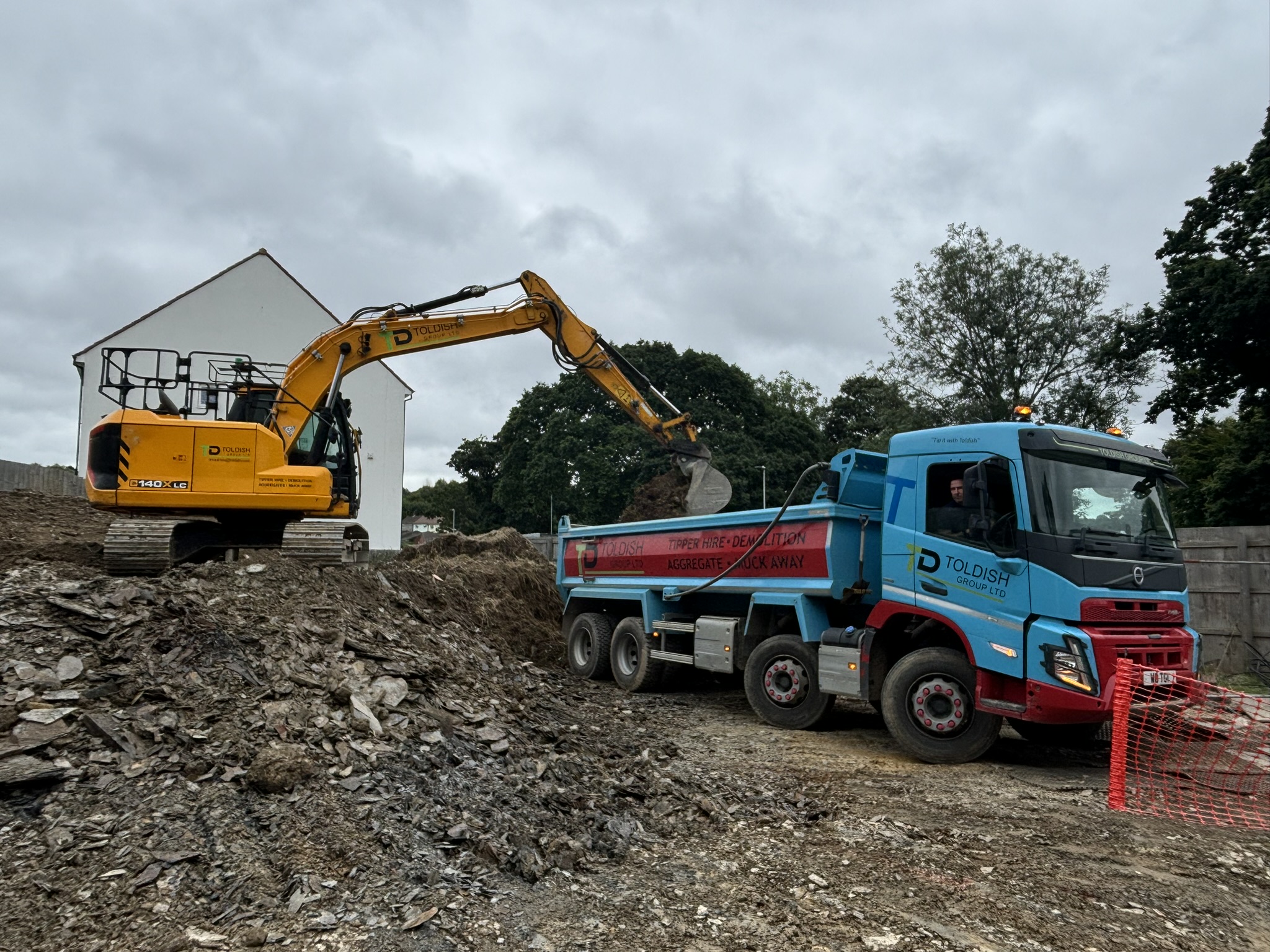 NPORS N202 Excavator 360 Training for KCR Contracting and Toldish Group ...